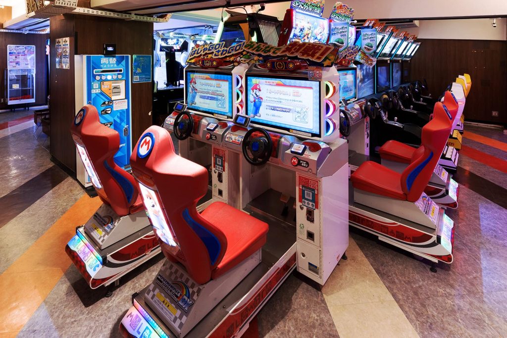 数々のゲームタイトルで聖地と呼ばれた「GiGO 秋葉原1号館」 – オタスポガイド